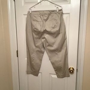 Cato | Pants & Jumpsuits | Catos Khaki Colored Capris | Poshmark